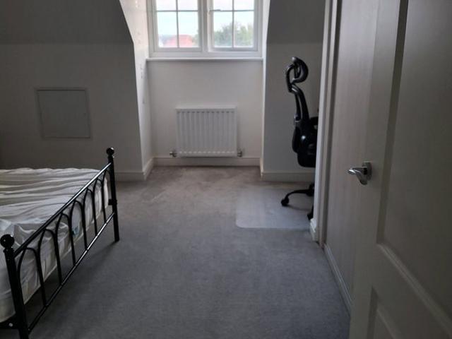 Room at Ansell Street, Basildon