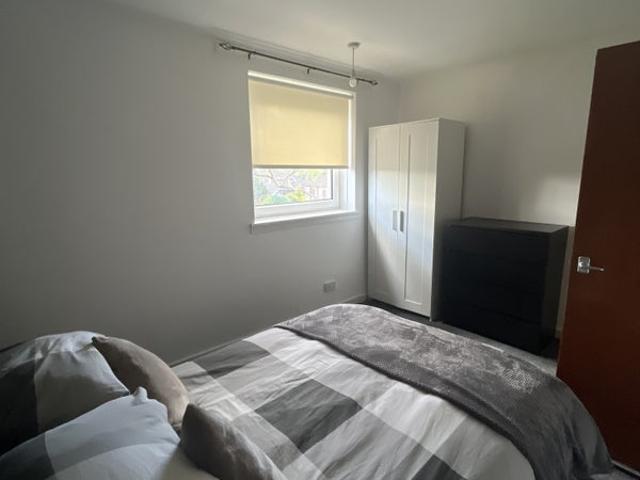 Room at Anstruther Street, Glasgow