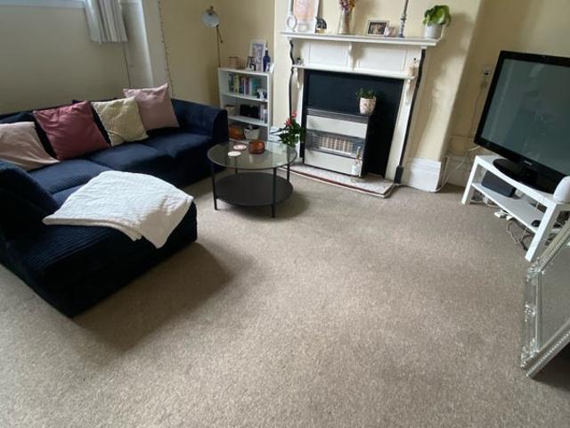 Room at Apsley Road, Bristol