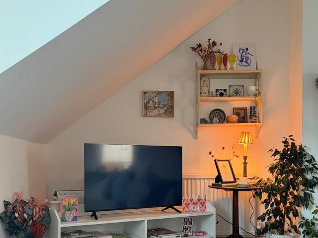 Room at Apsley Road, Bristol