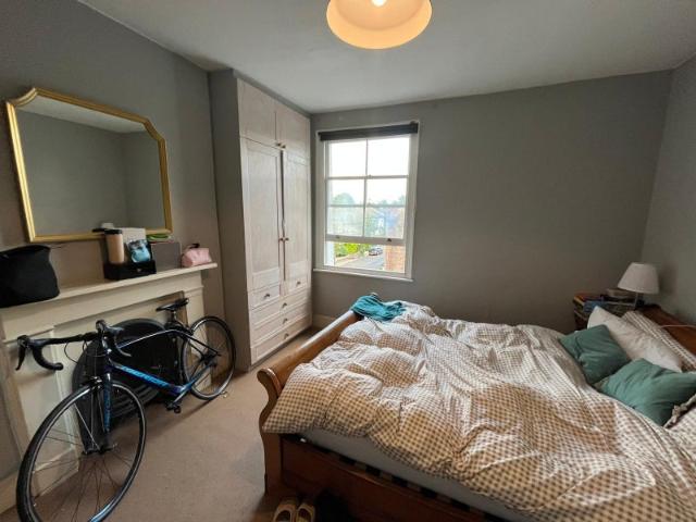 Room at Appach Road, Greater London