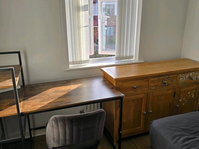 Room at Applecroft, Warwick