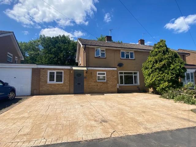 Room at Applegarth Avenue, Guildford