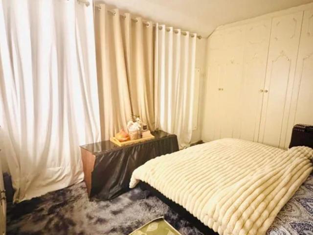 Room at Archway, Greater London
