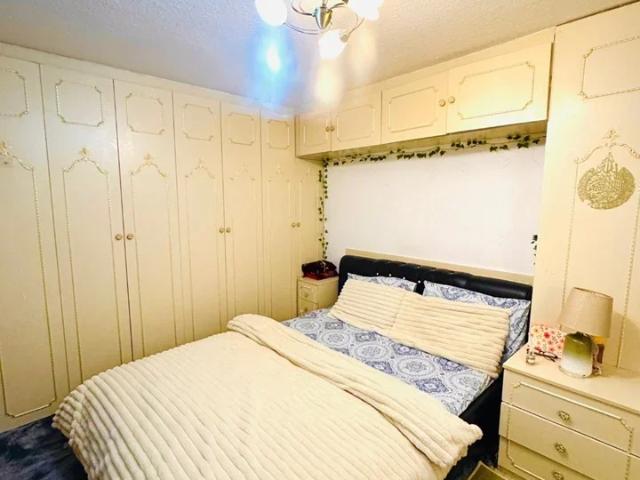 Room at Archway, Greater London