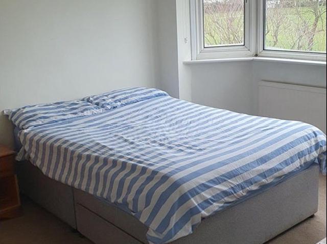 Room at Aragon Road, Greater London