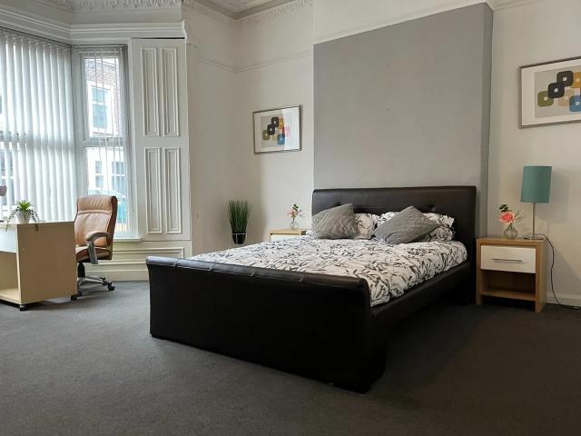 Room at Argyle Square, Sunderland