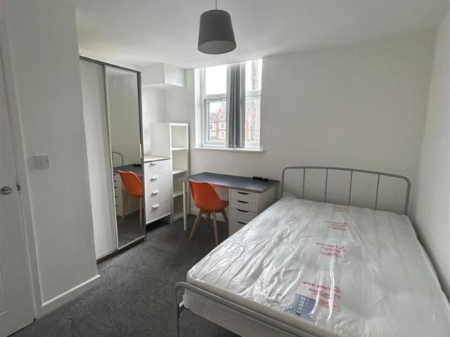 Room at Argyll Street, Coventry