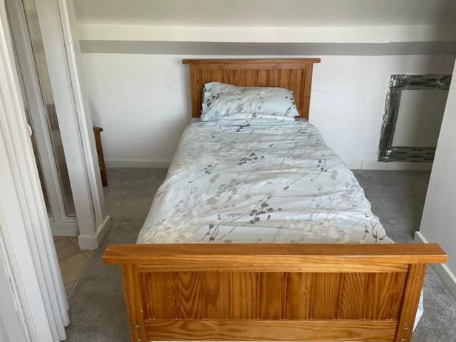 Room at Arden Road, Kenilworth