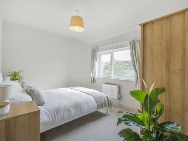 Room at Arkell Grove, Greater London