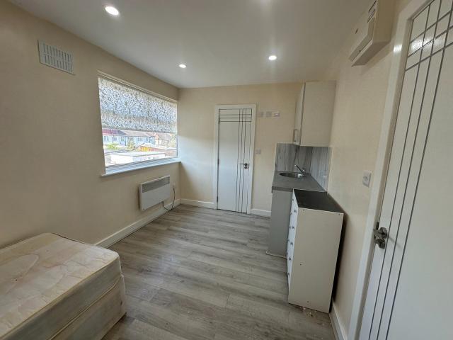 Room at Arkindale Road, Greater London