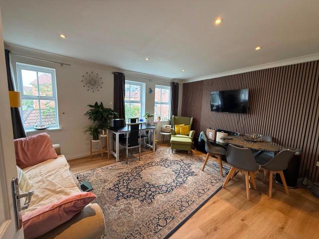 Room at Arklay Close, Greater London