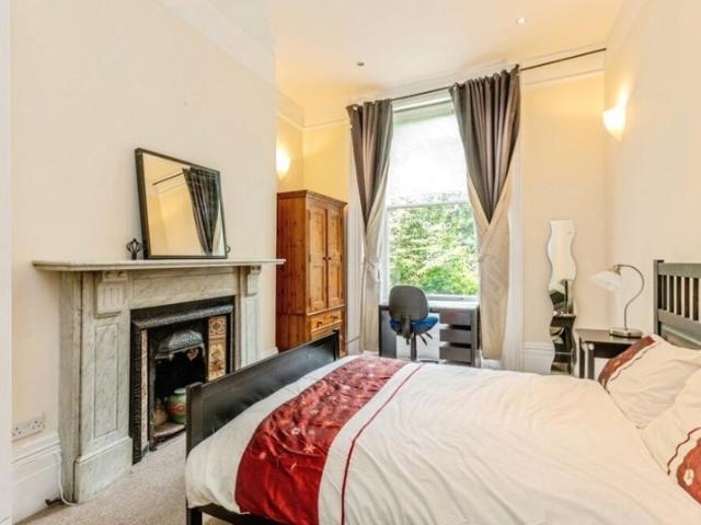 Room at Arlington Villas, Bristol