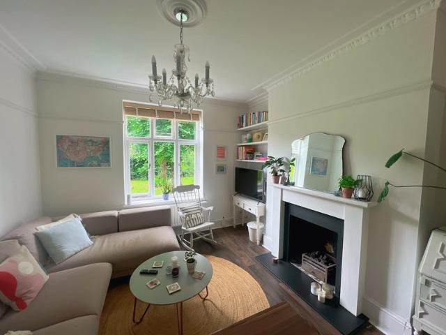 Room at Arlington Road, Greater London