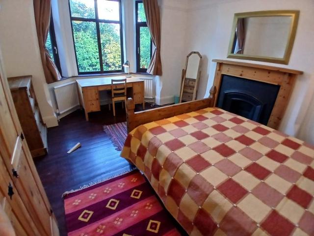 Room at Arnold Road, Nottingham