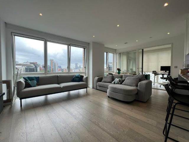 Room at Arniston Way, Greater London