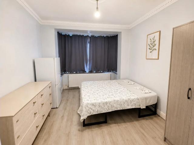 Room at Arragon Road, Greater London