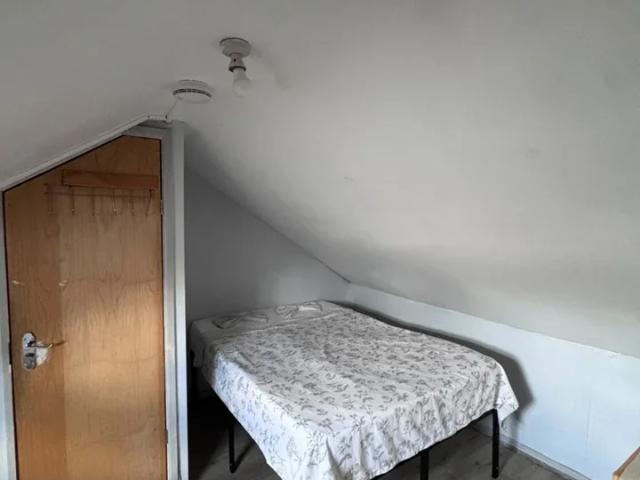 Room at Arragon Road, Greater London