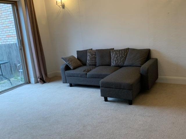 Room at Arthur Road, Greater London
