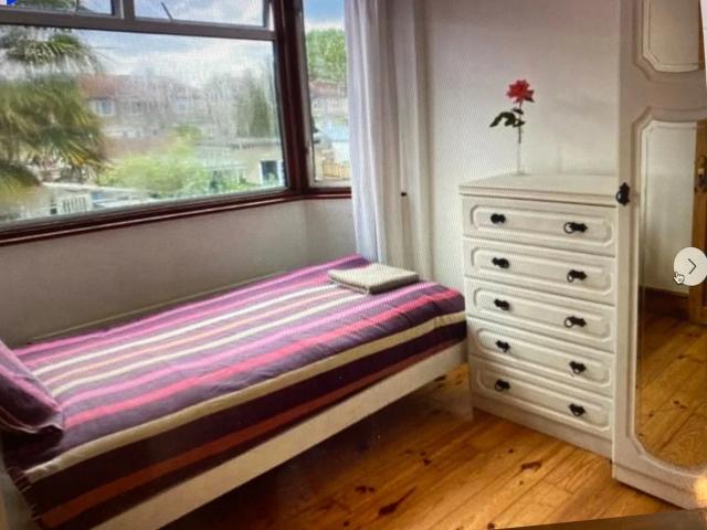 Room at Ascot Gardens, Greater London