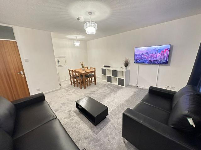 Room at Ash Lawn Court, Chester