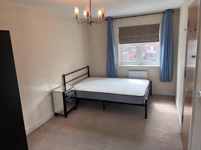 Room at Ashmount Crescent, Slough