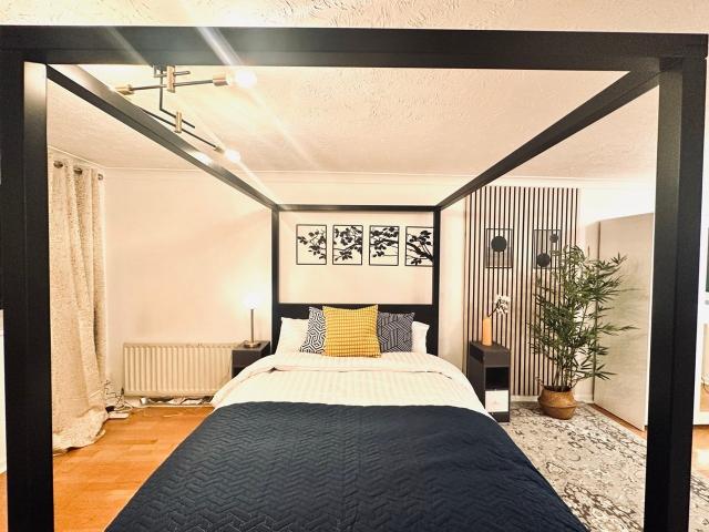 Room at Ashbourne Road, Mackworth