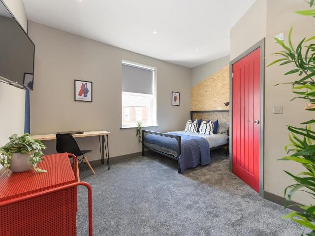 Room at Ashbourne Road, Derby