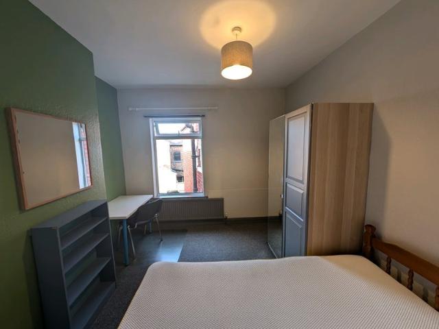 Room at Ashfield Road, Manchester