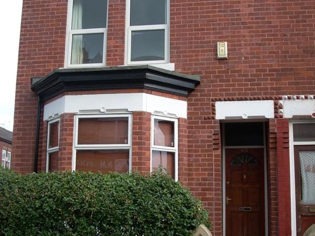 Room at Ashfield Road, Manchester
