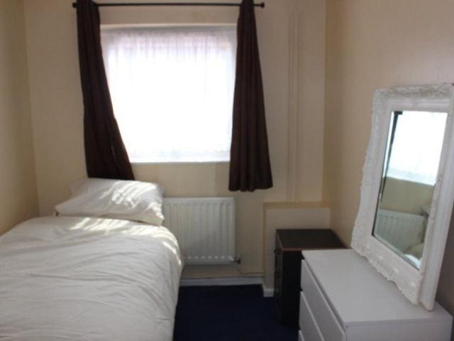 Room at Ashfield Street, Greater London