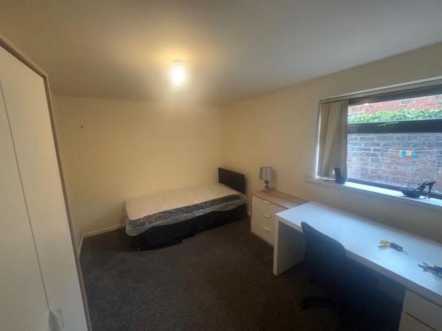 Room at Ashton Street, Preston