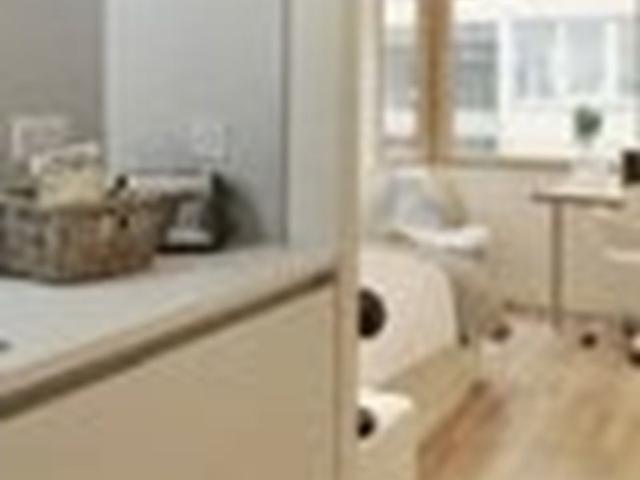 Room at Assam Street, Greater London