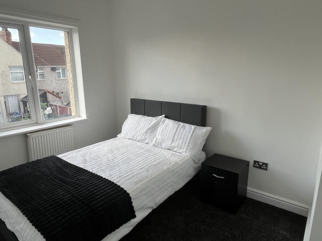 Room at Asquith Road, Doncaster