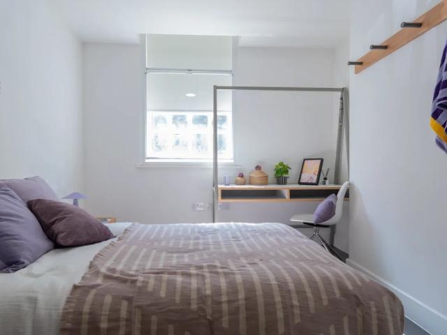 Room at Aston Street, Birmingham