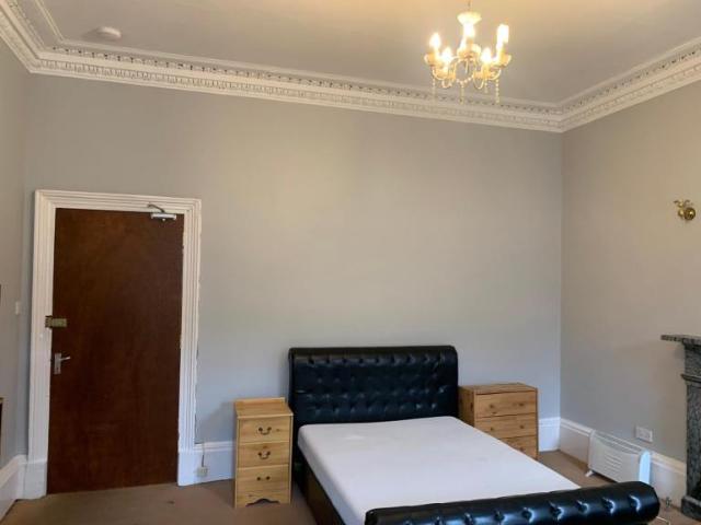 Room at Buccleuch Street, Glasgow