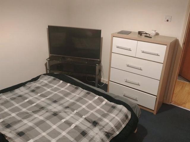Room at Buckingham Street, Liverpool