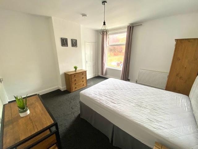 Room at Bull Head Street, Oadby and Wigston