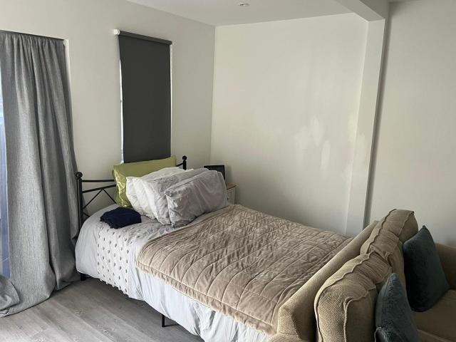 Room at Buller Road, Greater London