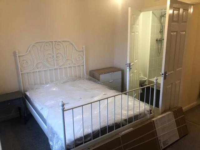 Room at Bushmoor Walk, Manchester