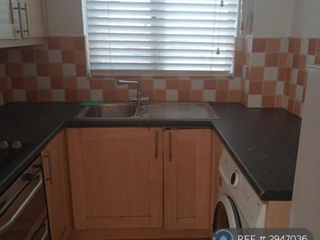 Room at Burnham Road, Greater London