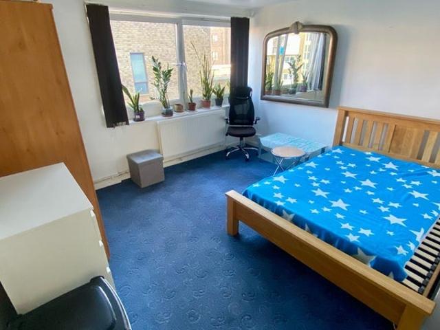 Room at Burbage Close, Greater London