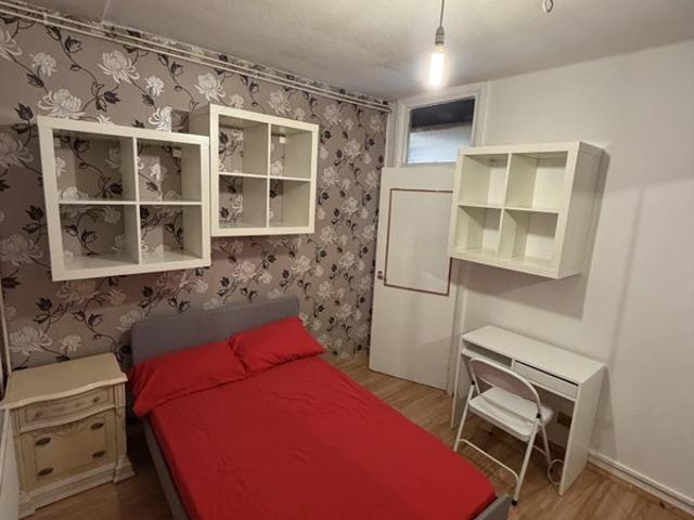 Room at Burder Close, Greater London