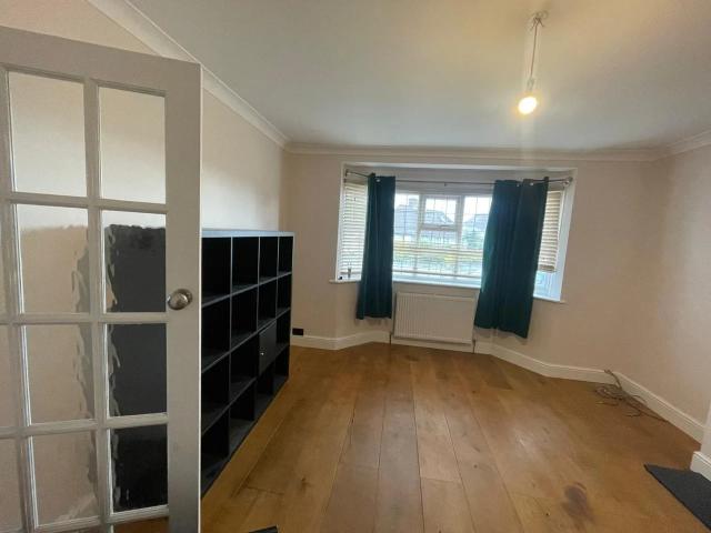 Room at Burford Road, Greater London