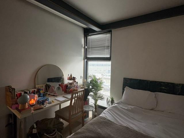 Room at Burford Road, Greater London