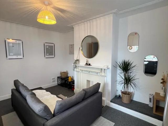 Room at Burley Grange Road, Leeds