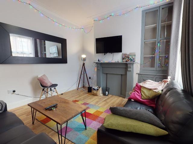 Room at Burley Road, Leeds