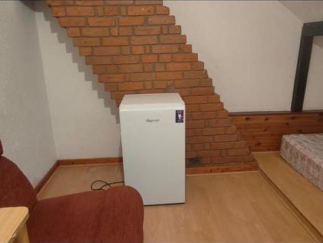 Room at Burrell Road, Ipswich