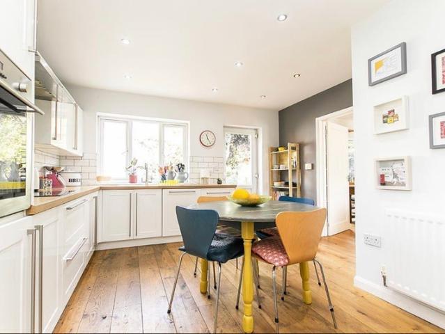 Room at Burton Road, Nottingham