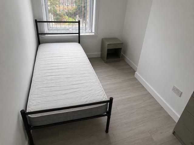 Room at Burton Road, Coseley